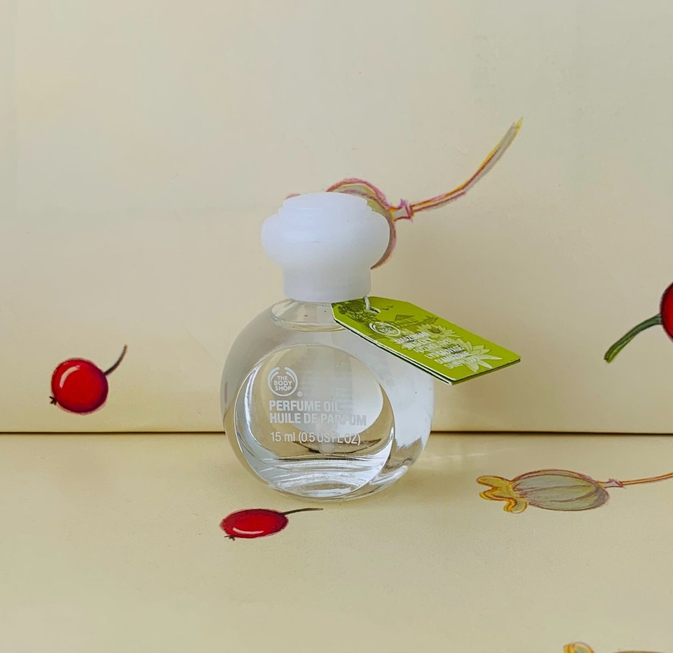 The Body Shop Perfume Oil 15ml ( Choose Your Own Scent ) | eBay UK