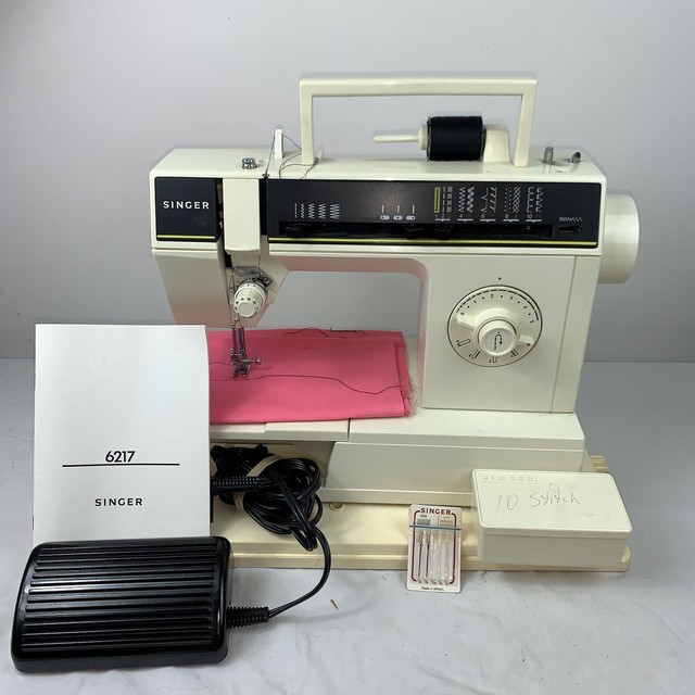 SINGER Sewing Machine Model 6217C 11 Stitches Heavy Duty for sale ...