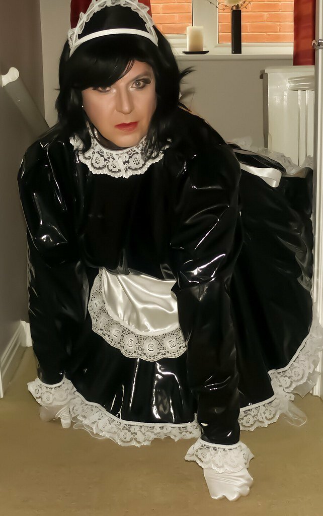 Stunning Hand Made PVC Lockable Maid Uniform with optional petticoats ...