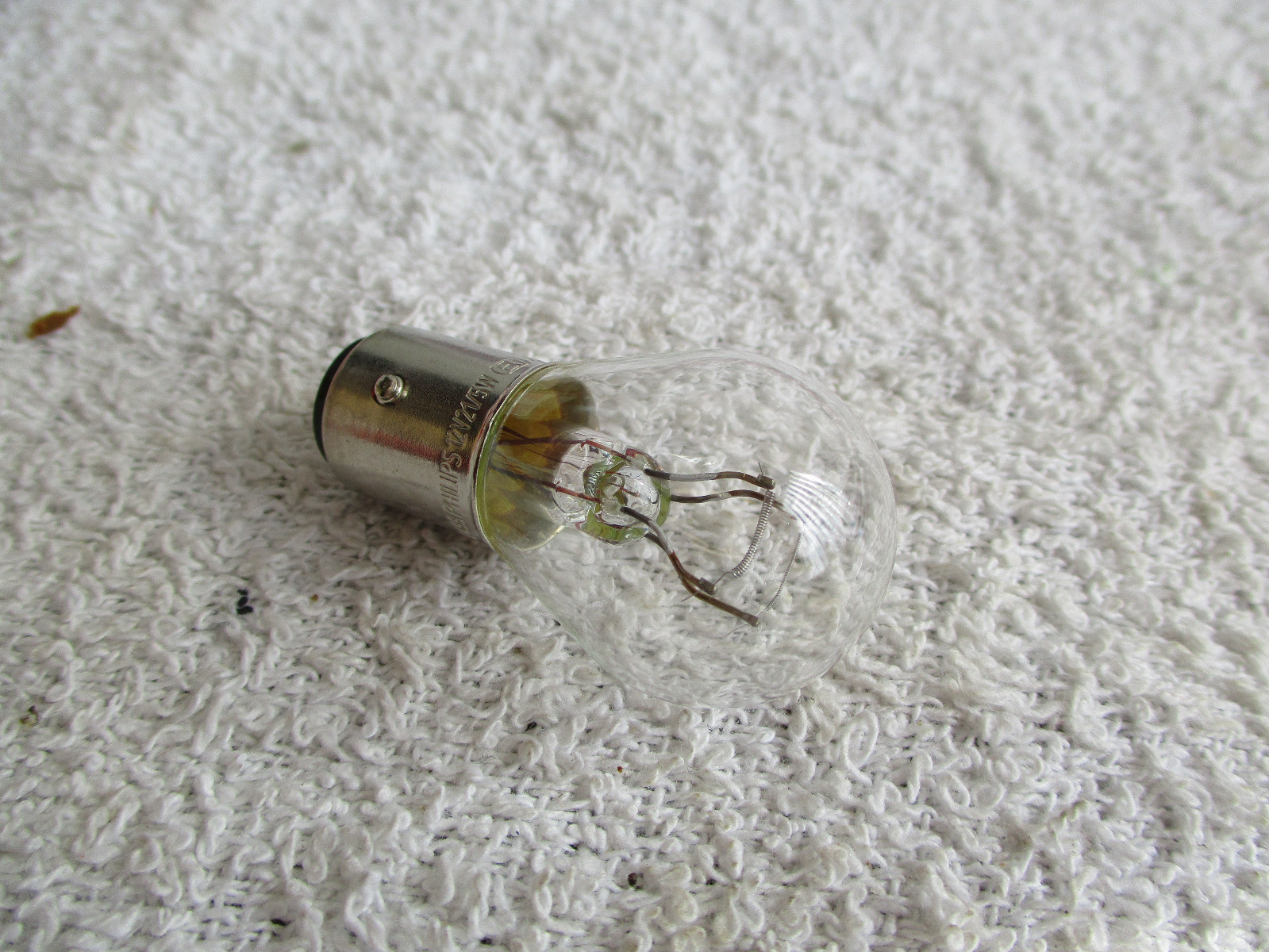 Yamaha OEM New bulb 3D1-H4714-00 C3 XF50 Vino #6843 | eBay