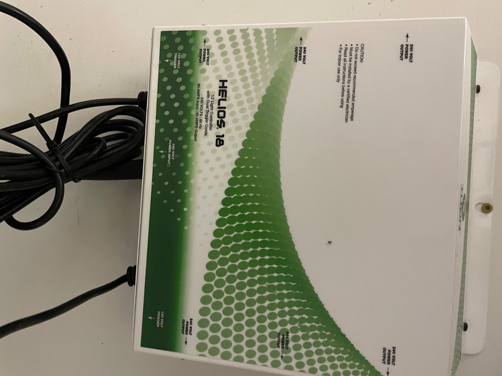 Titan Controls Helios 18, 12-Light 240 Volt Controller with Dual ...