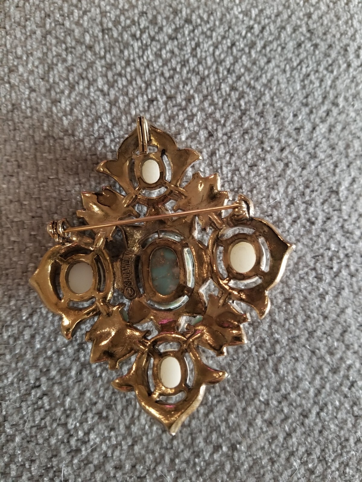 VINTAGE SARAH COVENTRY 1968 “REMEMBRANCE" BROOCH PEND… - Gem