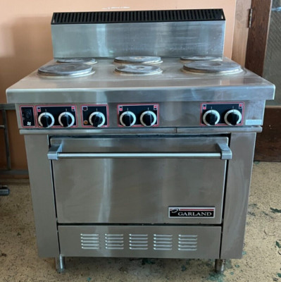 Commercial Kitchen Equipment - Commercial Stove