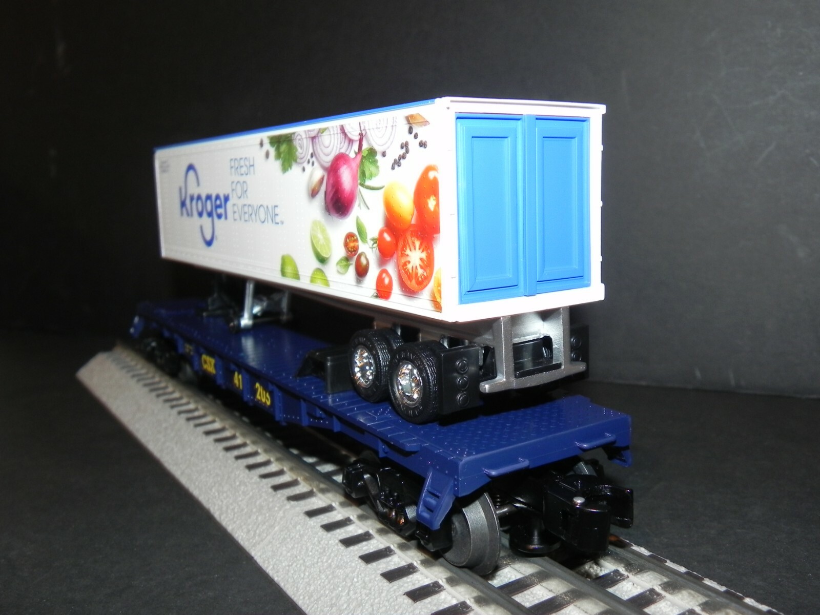 Lionel 2001350 Kroger Trailer on Flatcar TOFC C-10 Mint- for sale ...