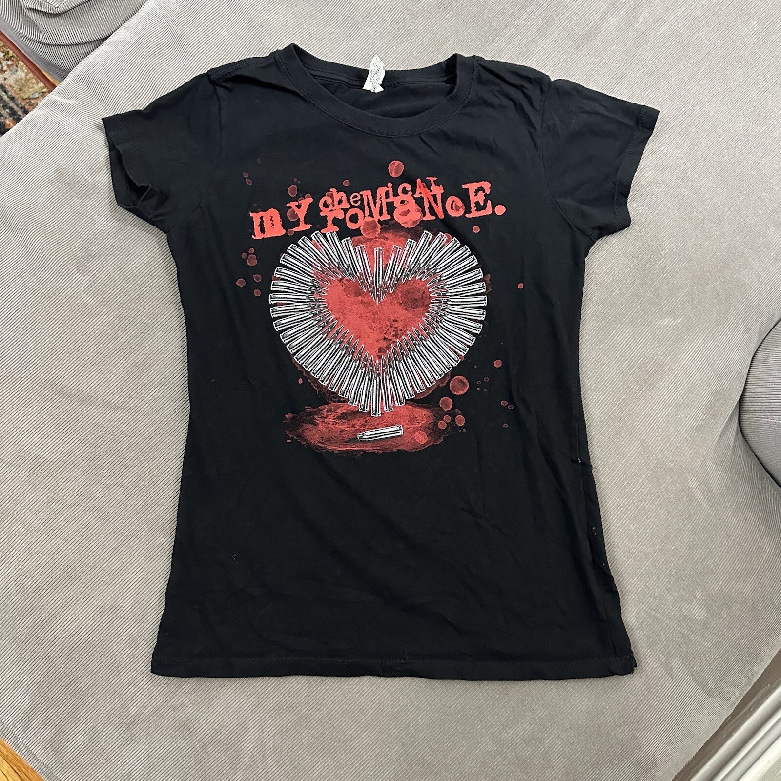 My Chemical Romance Bullet Heart T-Shirt Graphic Prin… - Gem