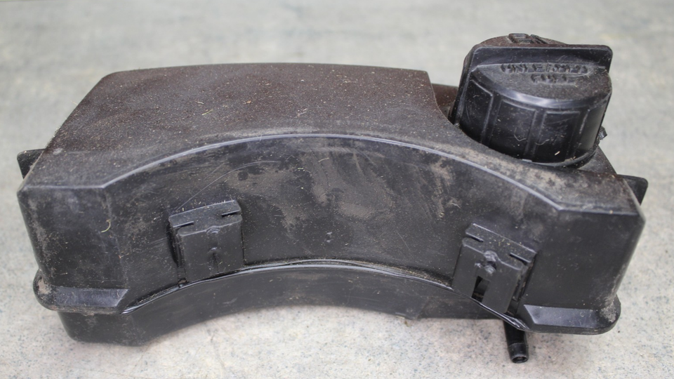 LAWN BOY 10313 8907828 - GAS FUEL TANK 704776 - SHELF 68 | eBay