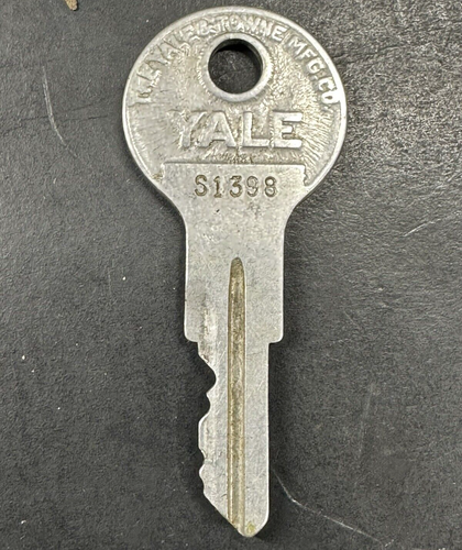 Vintage Studebaker Car Key Manufactured By Yale & Towne Mfg Co S1398 | eBay