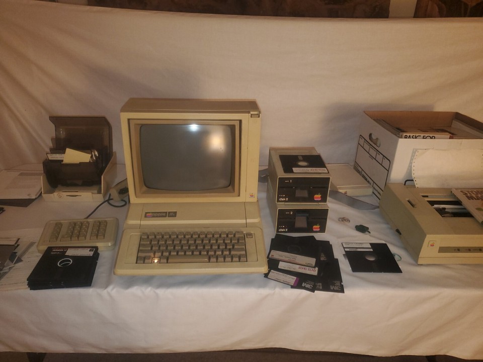 Vintage Apple IIC Computer | eBay
