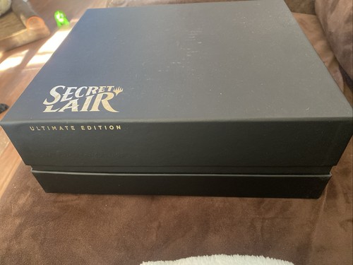 Wizards of the Coast Magic the Gathering Secret Lair Ultimate Edition ...