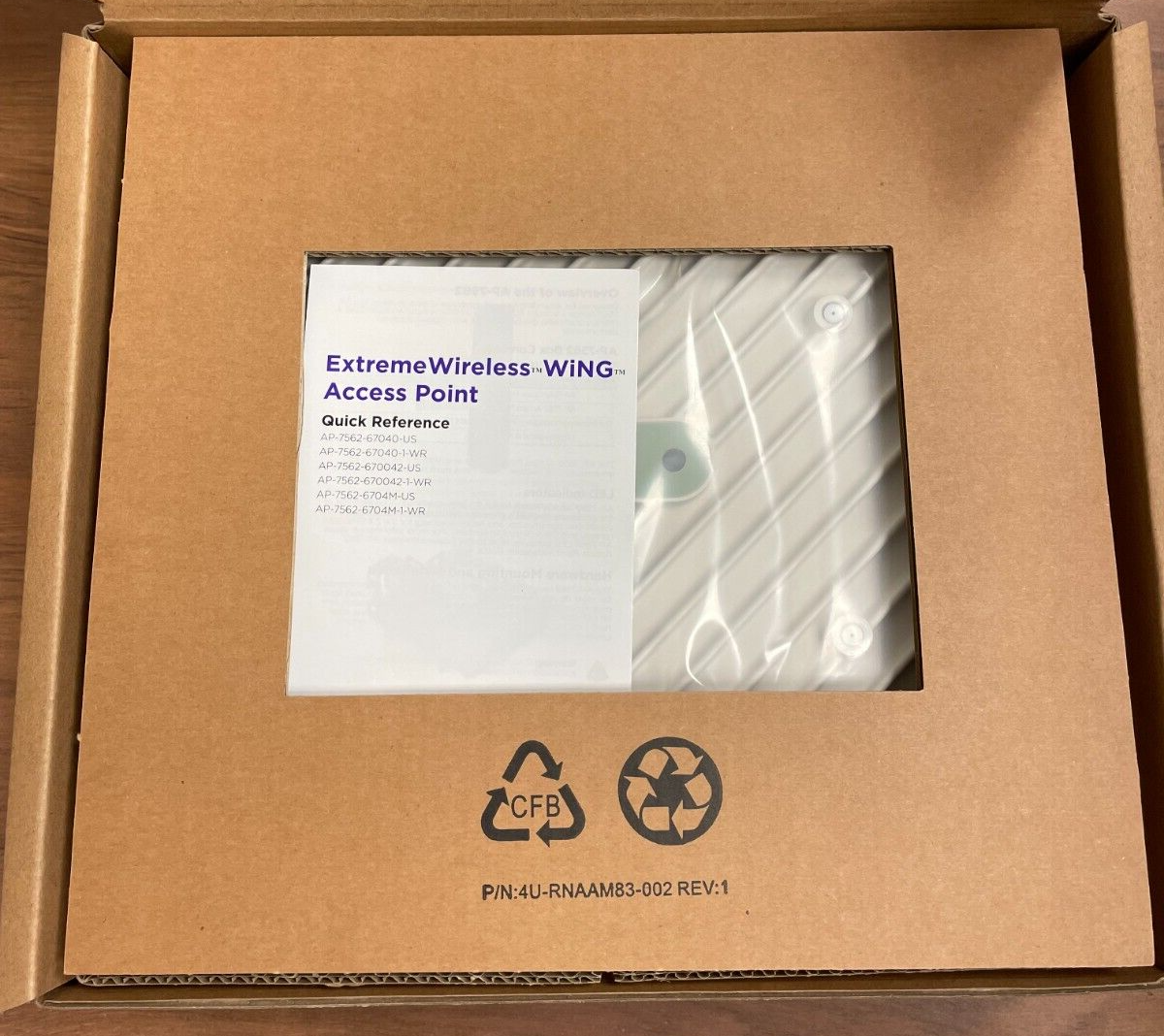 NEW Extreme AP-7562-67040-US AP-7562 outdoor Access Point + 6 x Antenna ...