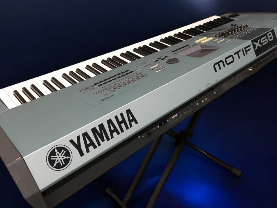 Yamaha Motif XS8 88 Keys Keyboard Synthesizer Music Workstation Tested ...