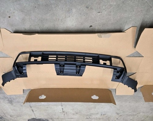 20-23 Silverado 2500 HD Front Bumper Exterior Trim-Lower Cover GM OEM ...