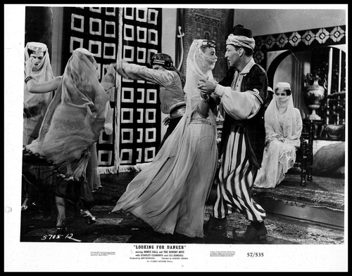 Huntz Hall + Lili Kardell in Looking for Danger (1957) ORIGINAL PHOTO M ...