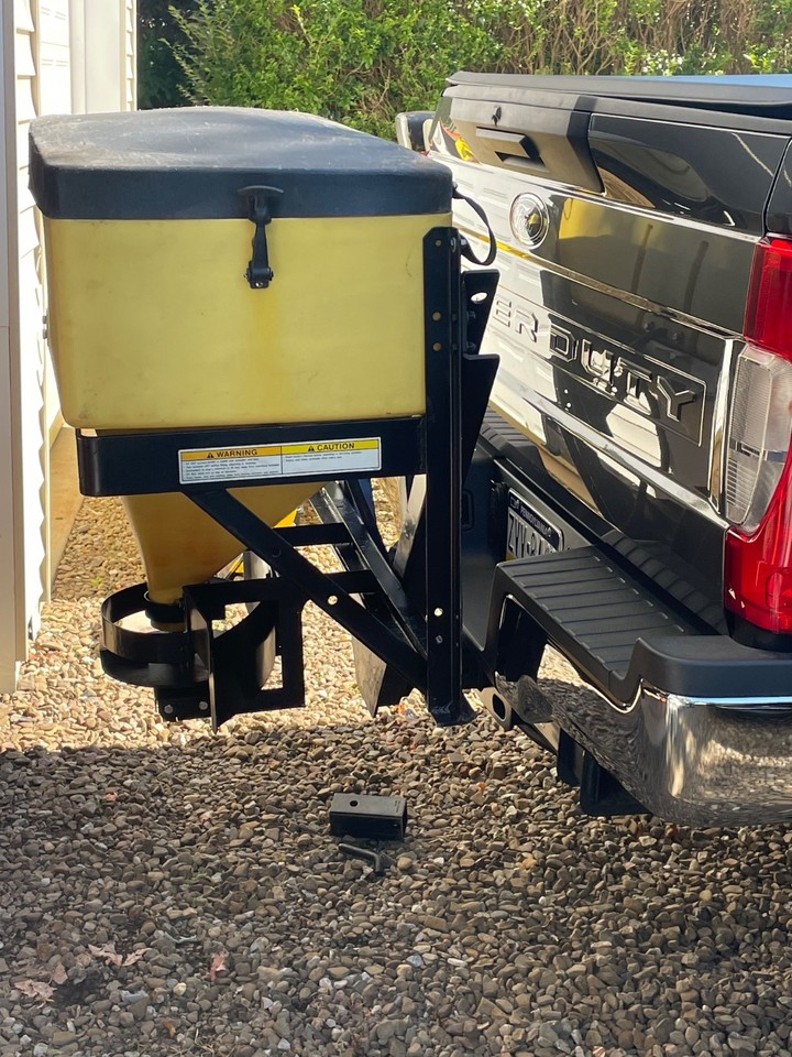 Fisher 1000 tailgate salt spreader | eBay