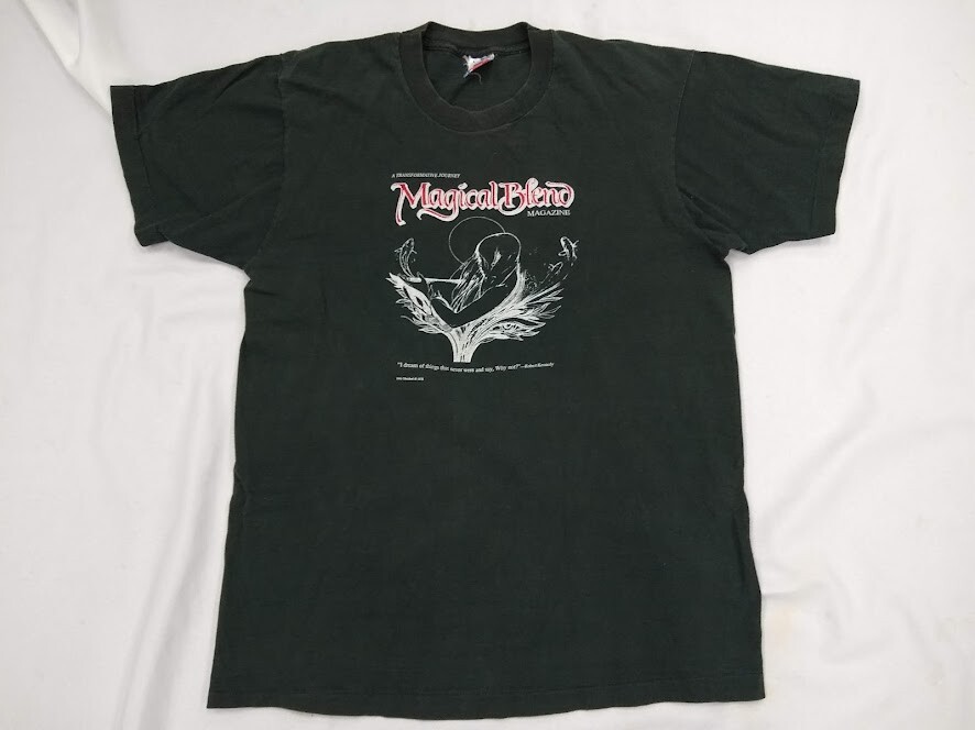 Vintage “Magical Blend Magazine” T-shirt size large F… - Gem