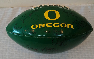 1988 OREGON DUCKS Team Signed Autographed Logo Football NCAA 23 ...