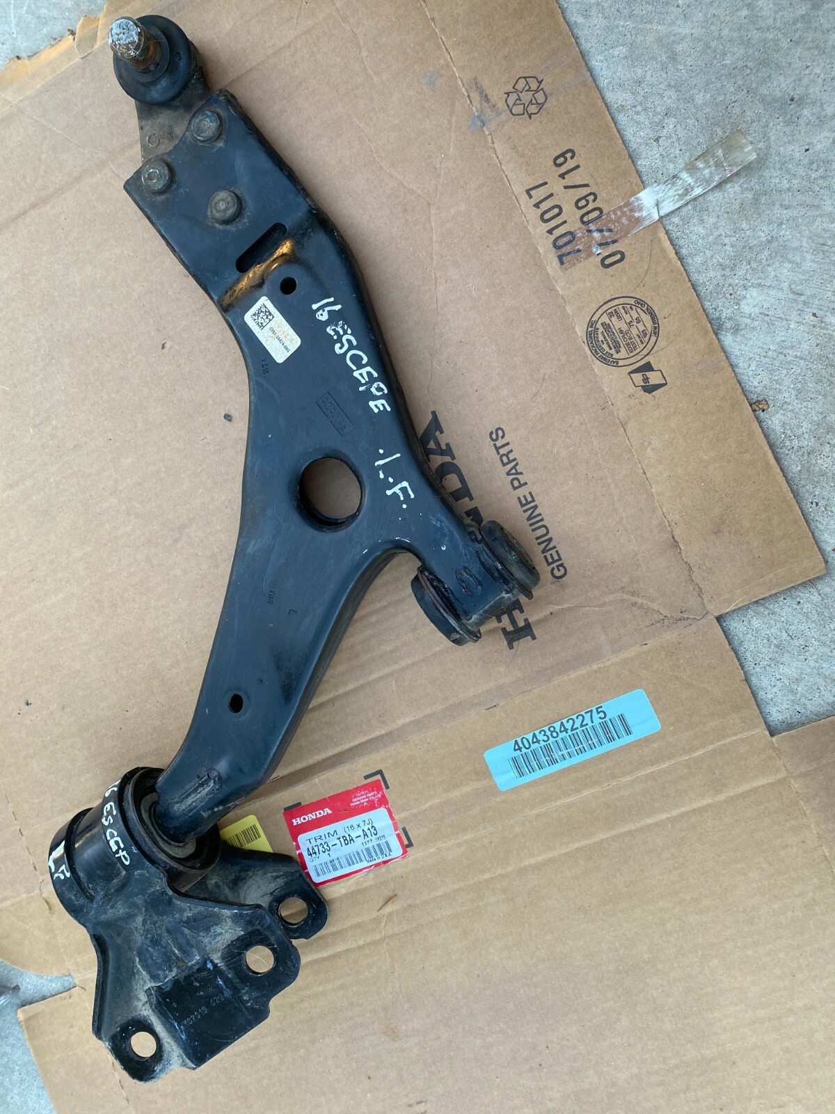 2016 FORD ESCAPE 2.0T LEFT FRONT LOWER CONTROL ARM OEM | eBay