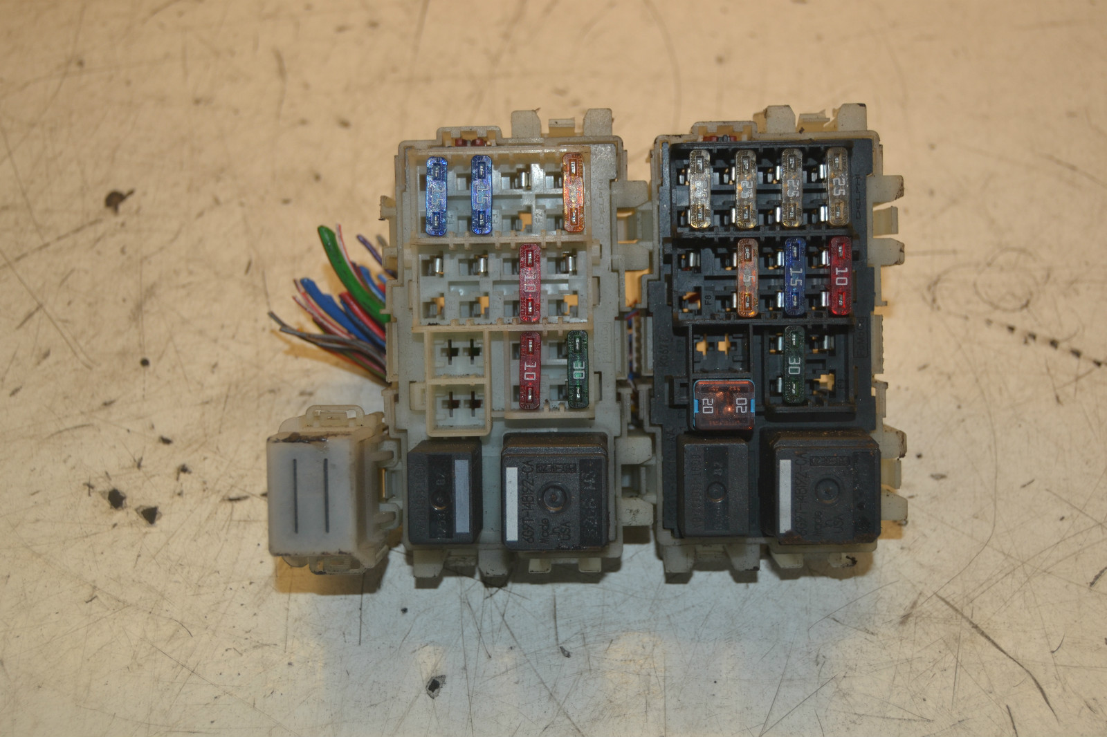 Ford Galaxy Fuse Box Galaxy 2.0 TDCi Manual Relay Box 2006 | eBay UK