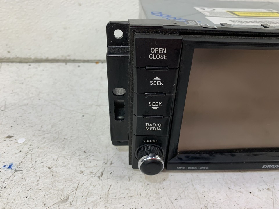 2013-2014 Dodge Challenger RHR navigation radio stereo MP3 HDD CD DVD ...