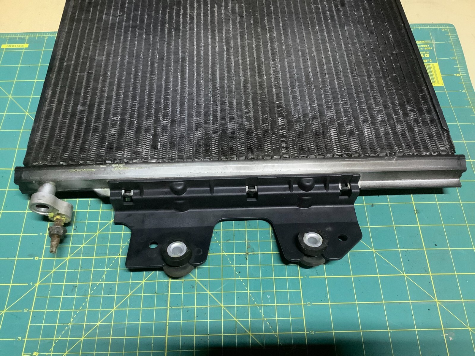 Air Conditioning Condenser 2003/2023 GM/GMC van 23469929, 15750662 ...