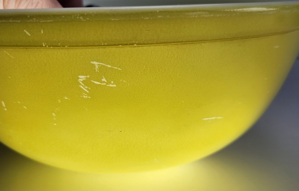 PYREX Primary Yellow #404 Mixing Bowl 4 Quart HTF Sunshine Stamp Vtg ...