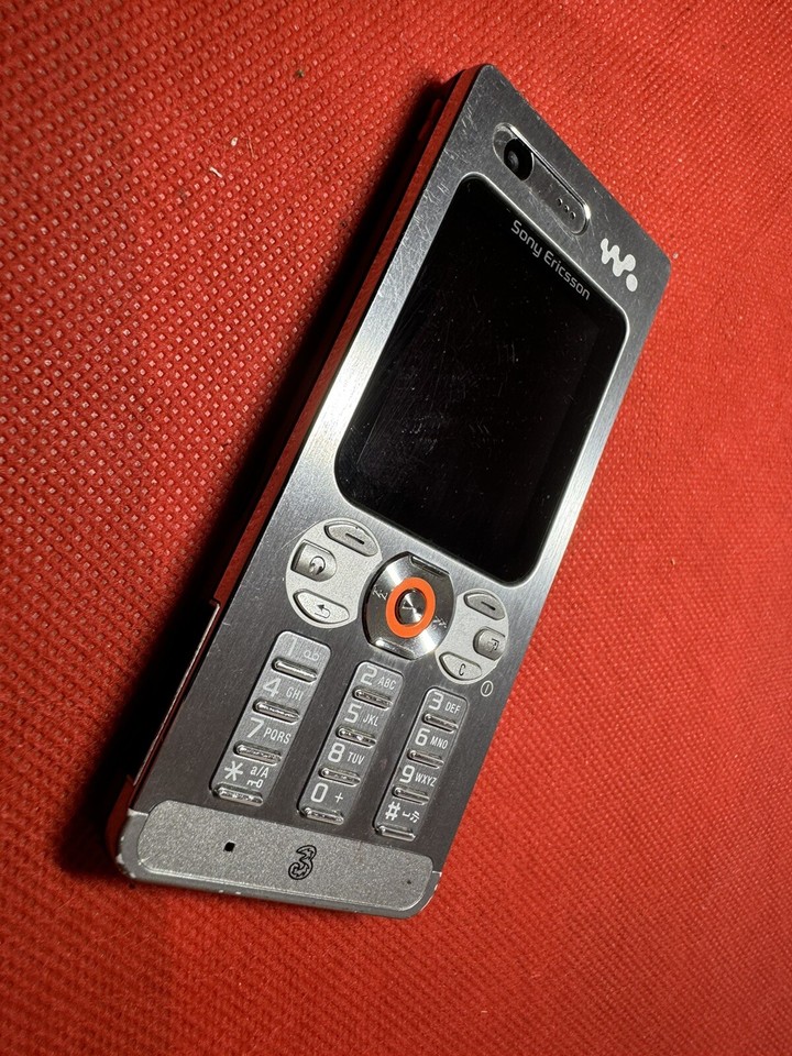 Sony Ericsson W880i Walkman ( Unlocked ) Silver Black Mobile Phone | eBay
