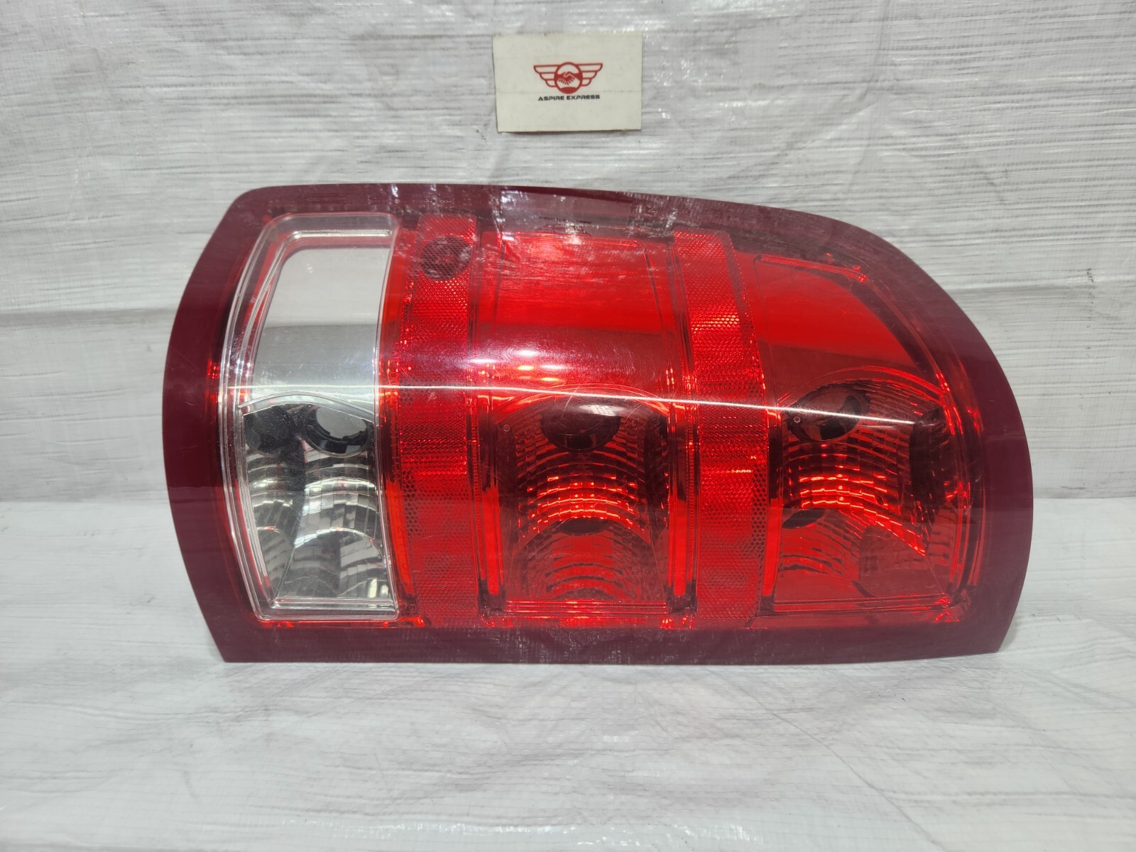 2007-2013 GMC Sierra 1500 Tail Light Taillight Left Driver Side OEM ...
