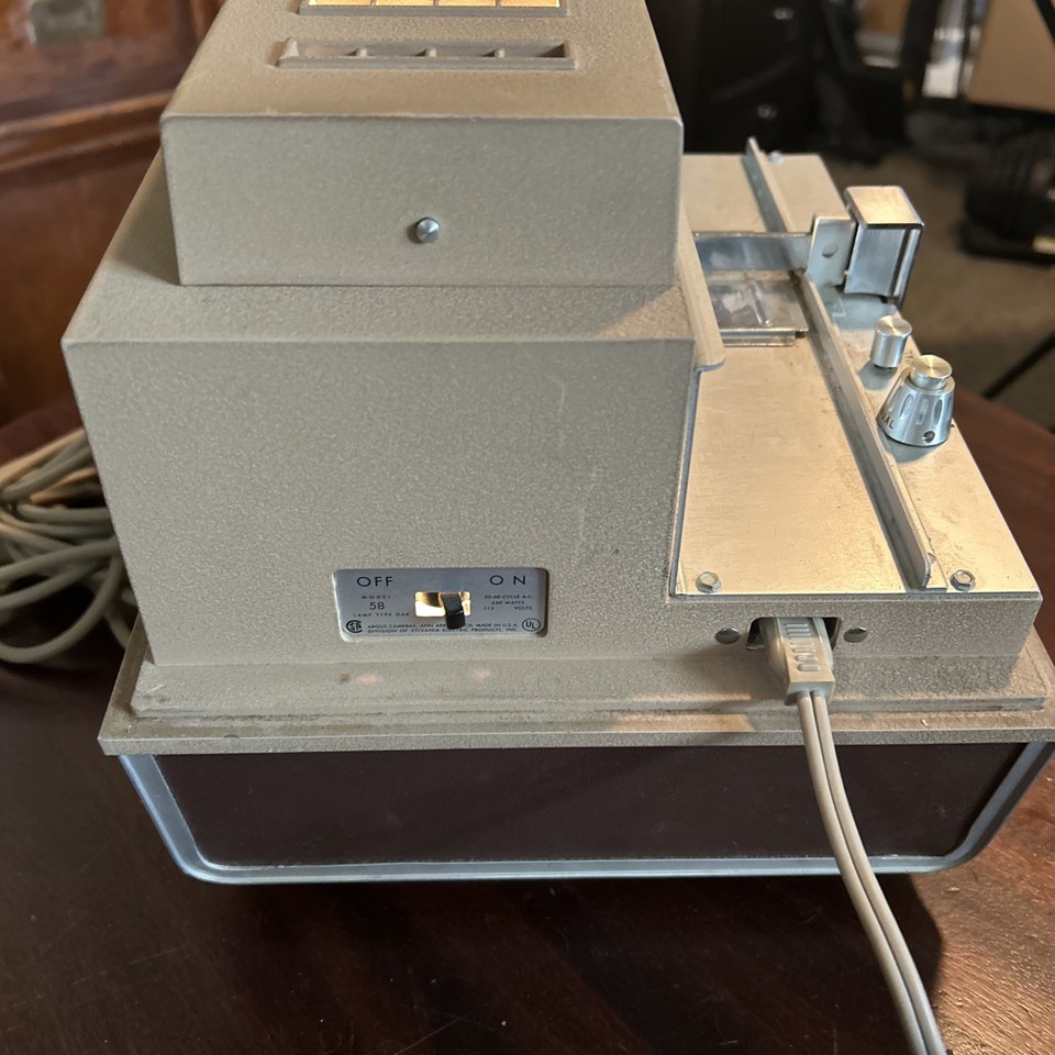 Vintage Argus 500 Automatic 2" Slide Photo Projector w/ Case Cord Bulb ...