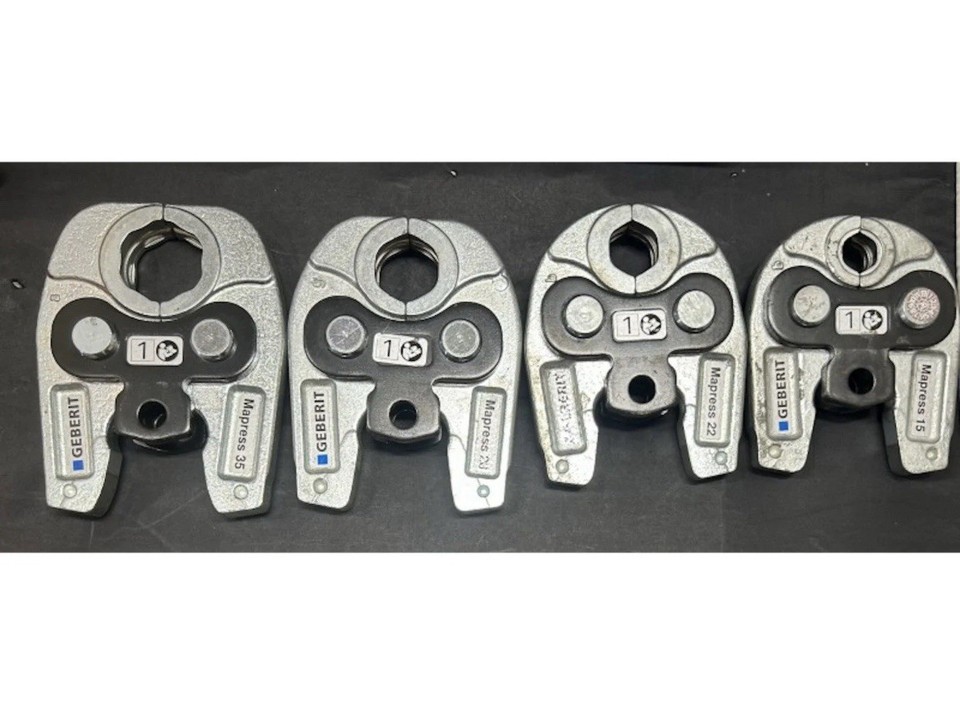 Novopress AC0103 Press Tool 15, 22, 28, 35mm jaws 2.0 Ah batteries1 x ...
