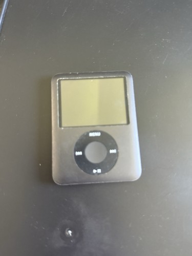 Apple iPod Nano 3rd Generation. A1236. 8GB. | eBay