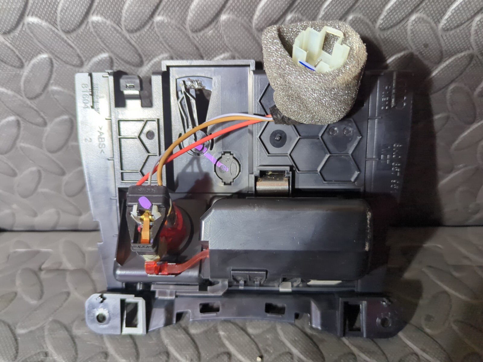 AUDI A4 B8 FRONT CENTRE CONSOLE ASHTRAY STORAGE COMPARTMENT 8K0857951# ...