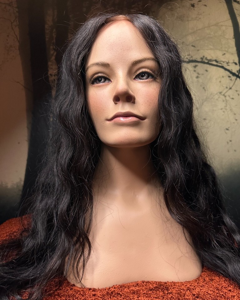 Smiling Female Mannequin Wig Bust w Freckles Natural Vintage 60s Head ...