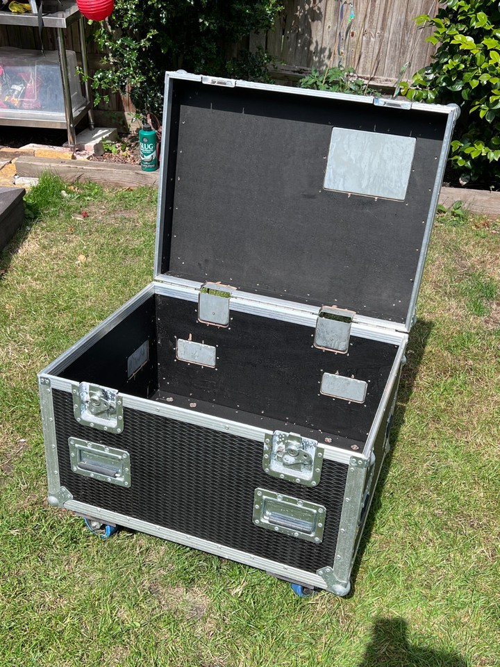 large flight case on wheels | eBay UK