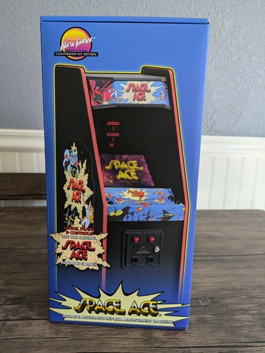 New Wave Toys Space Ace x RepliCade 1:6 Scale | eBay