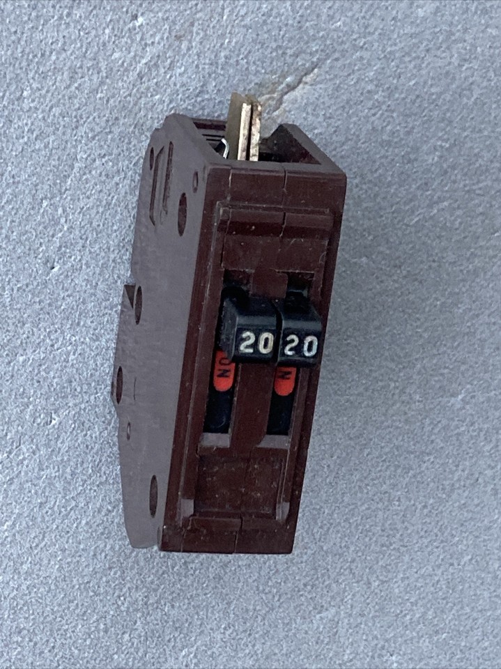 WADSWORTH B2020 A2020 TWIN BREAKER 1-POLE 20A & 1- POLE 20A WA2020 | eBay