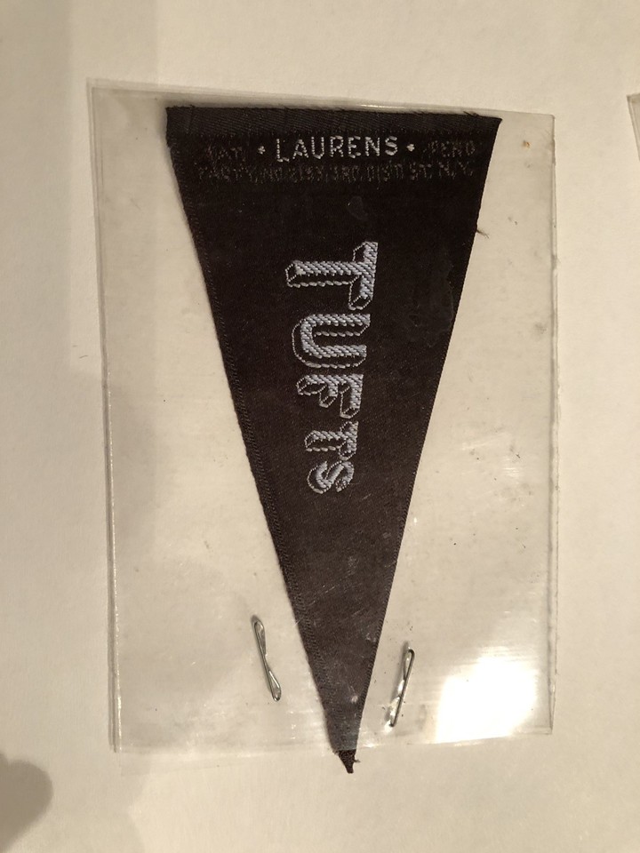 1910 LAURENS TOBACCO SILK TUFTS College University Miniature Pennant ...