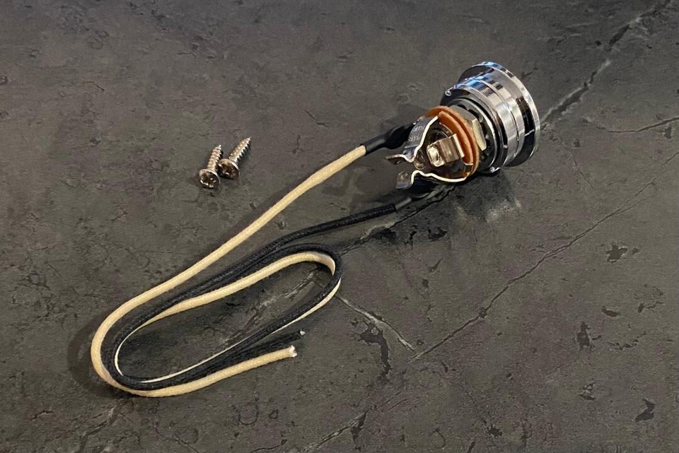 The Ultimate Input Jack & Mounting Plate "PURE TONE" for Fender ...