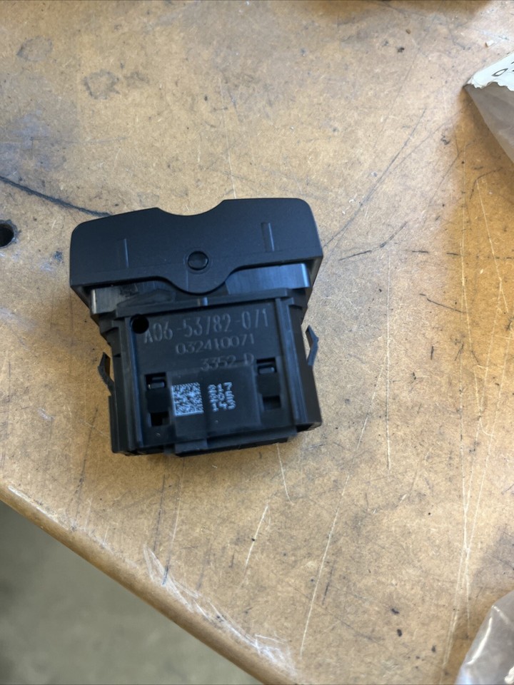 Freightliner A06-53782-071 Switch. NOS. F3 | eBay