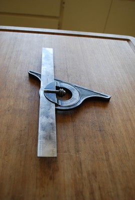 Squares - Adjustable Machinist Square
