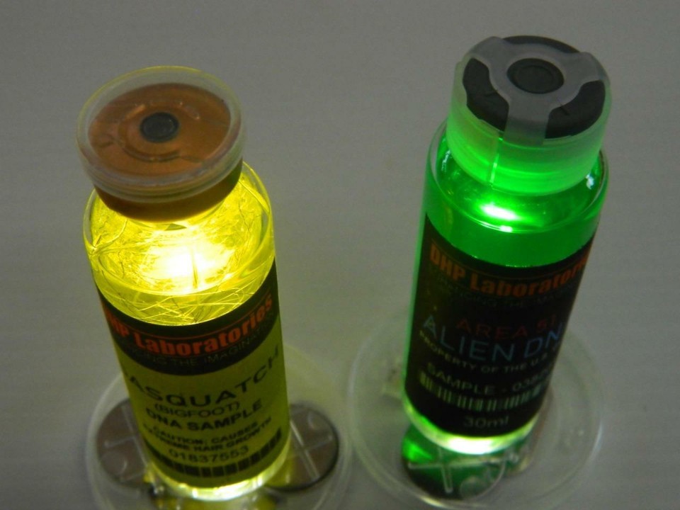 Sasquatch, Area 51 Alien DNA Combo Halloween Prop Cosplay Real Medical ...