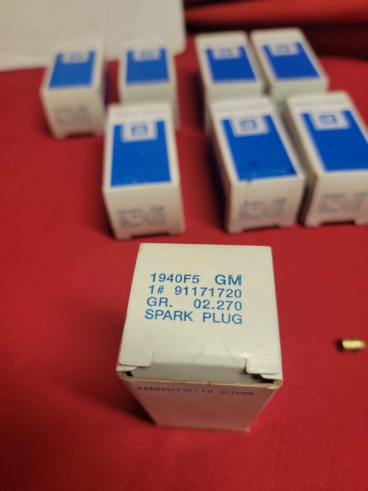 NOS GM Spark Plugs Bosch Super R6 8QTY 91171720 | eBay