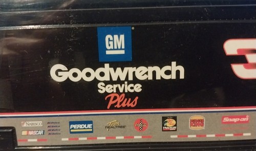 Dale Earnhardt Winner's Circle 1:64 Scale Goodwrench Service Plus ...