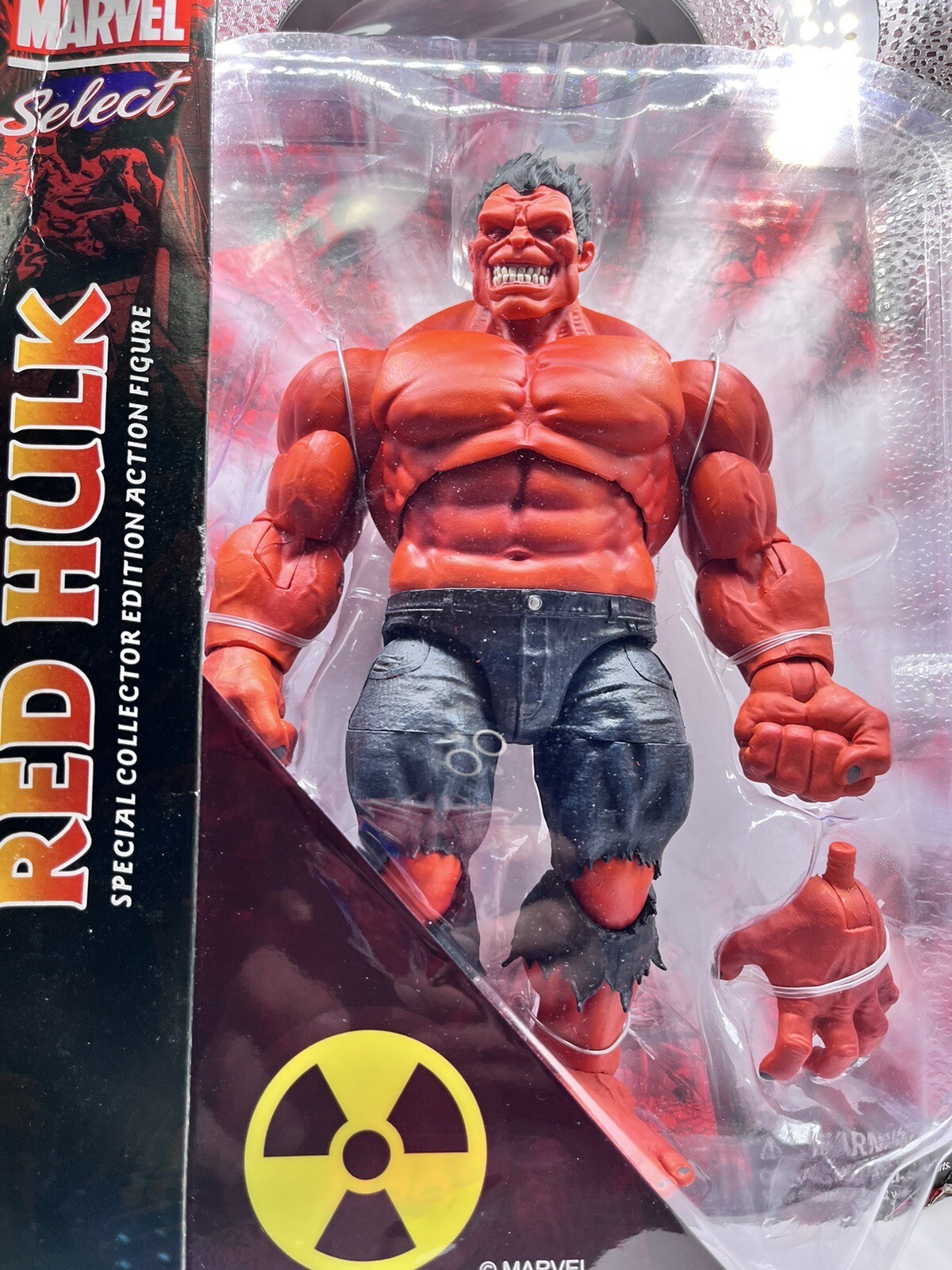 Diamond+Select+Marvel+Universe+Red+Hulk+9+in+Action+Figure+-+84265 for ...