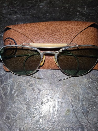 Vintage WWII AVIATOR Tear Drop BAUSCH + LOMB RAY BAN SUNGLASSES w CASE ...