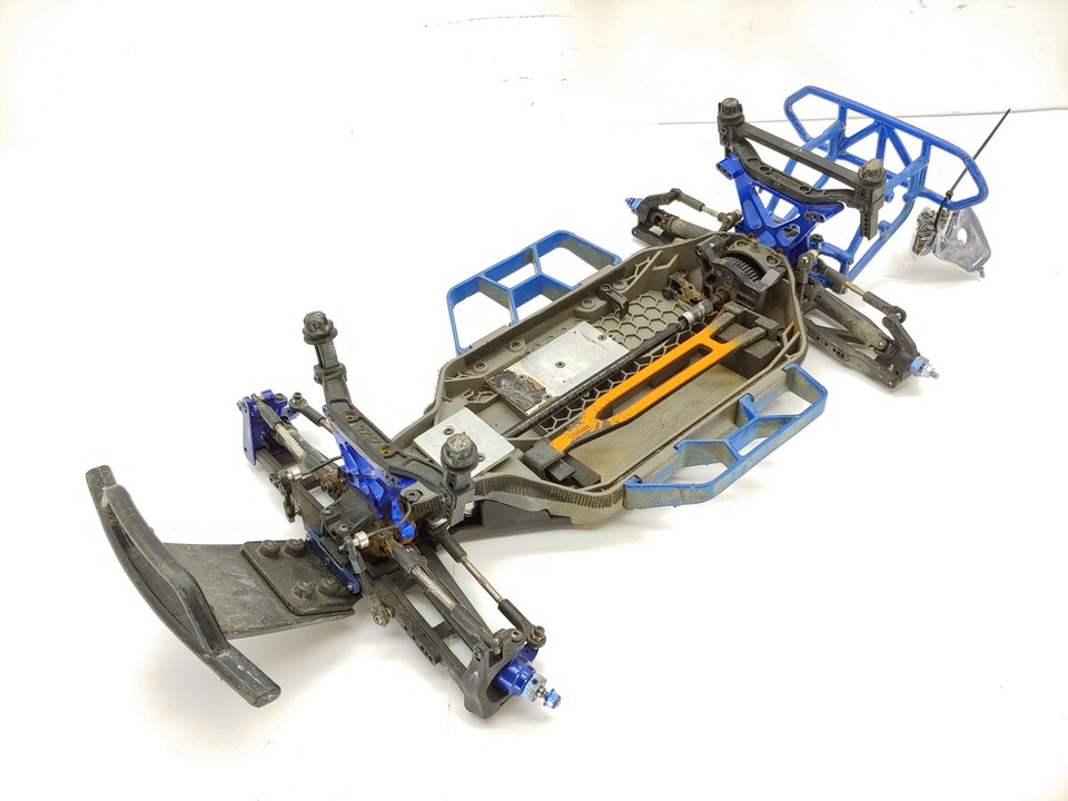 Traxxas Slash 4x4 LCG 1/10 Short Course Truck Roller Slider Chassis ...