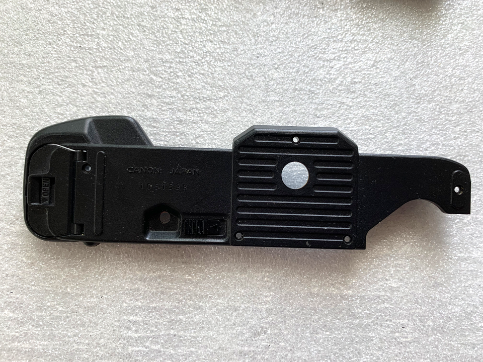 Canon T-70 T70 Base Plate Battery Lid Cover Door -Genuine Canon T70 ...