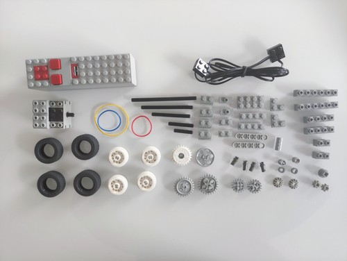 LEGO TECHNIC: 9V Motor Set (8720) 42884087203 | eBay