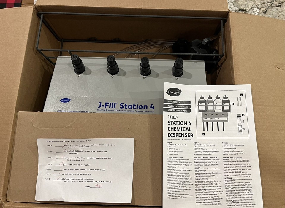 New Diversey J-Fill Station 4 Select Airgap Chemical Mixing Dispenser ...