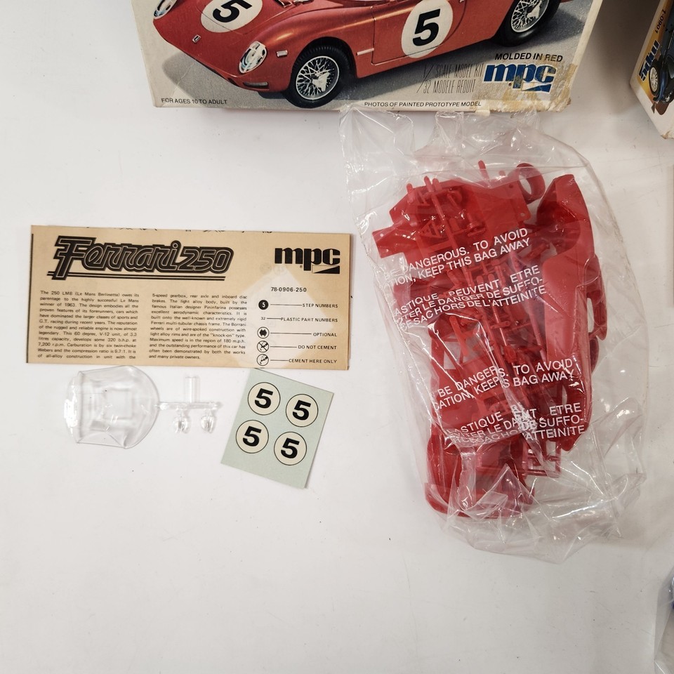 MPC 1/32 Scale Model Kits Ferrari 250 / MG Sports Car Golden Wheels ...