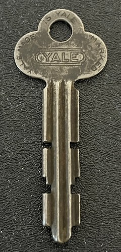 Vintage Keys - Wilson Bohannan And Yale Key | eBay